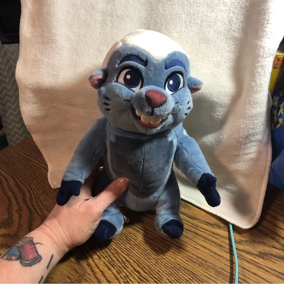 Disney | Toys | Disney Junior Lion Guard Honey Badger Bunga Plush Toy ...
